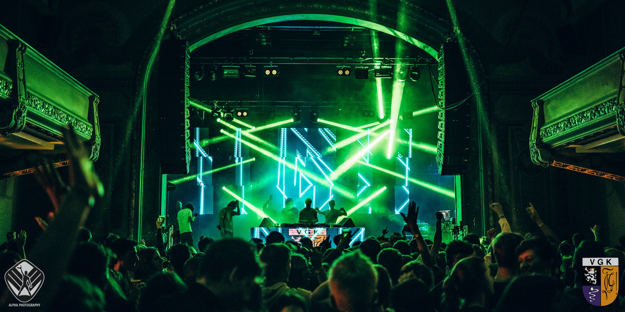 VéDéLighting Gets Party Started at Ghent Students Union with CHAUVET DJ ...